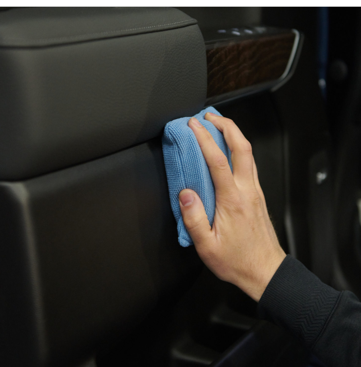 BLUE MICROFIBER APPLICATORS – Owners Pride Car Care